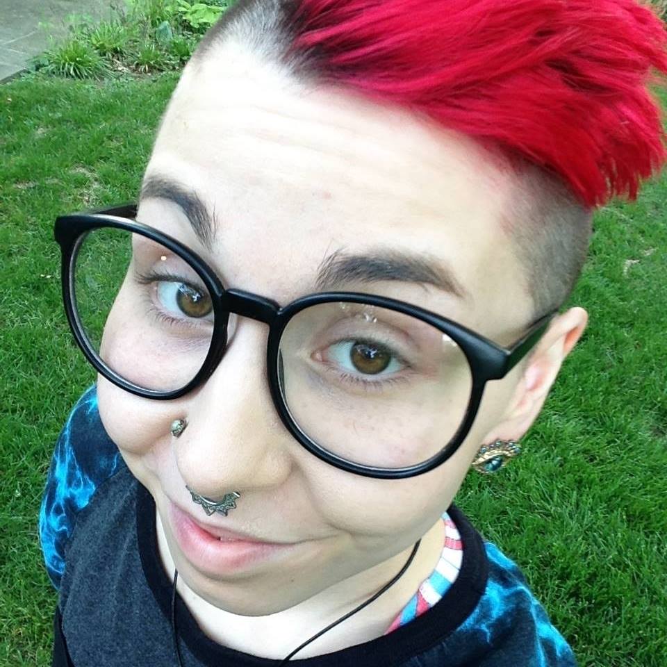 Sunflower Ghosts – Robin Gow | panoply, a literary zine