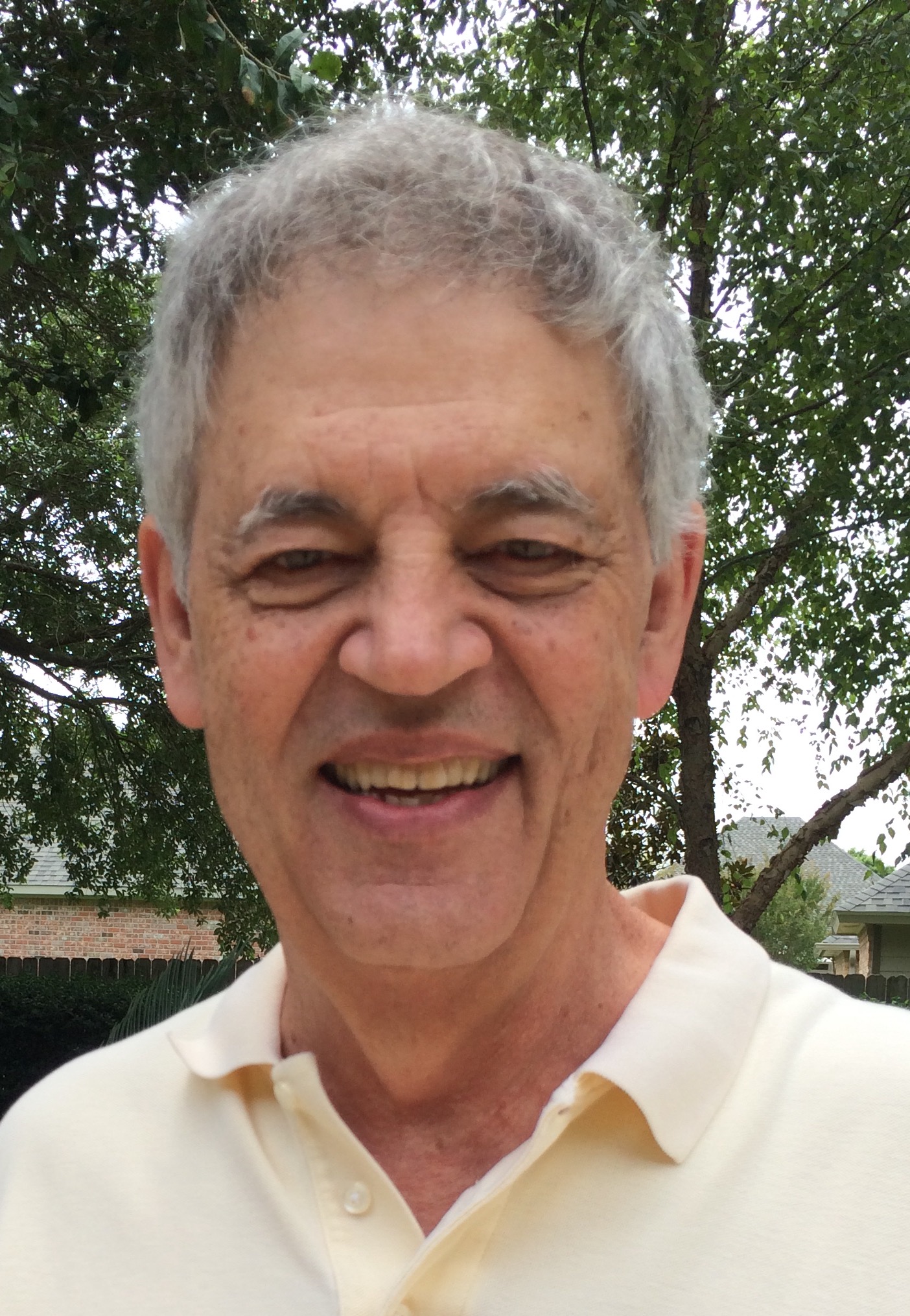 Smells – by Ronald Pelias | panoply, a literary zine